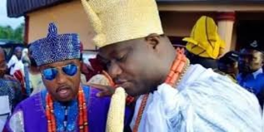 Why Ooni, Oluwo are at war | News Express Nigeria
