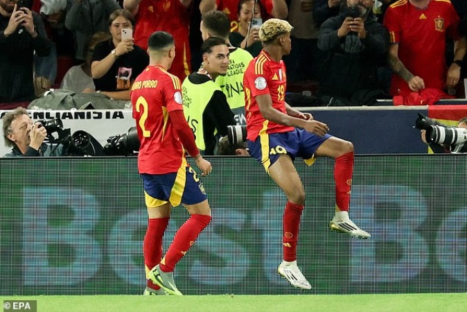 Lamine Yamal mimics Cristiano Ronaldo as teen sensation inspires Spain to thrilling 5-4 victory ...
